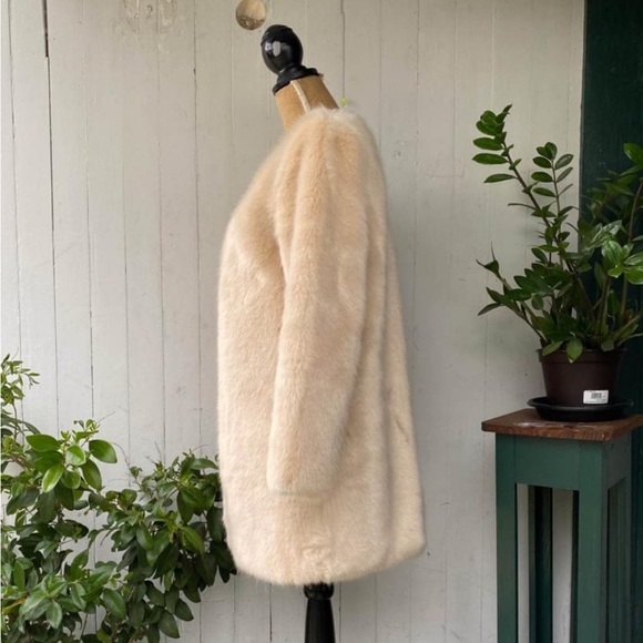 house of maguie | Jackets & Coats | House Of Maguie Fur Premium Coat ...